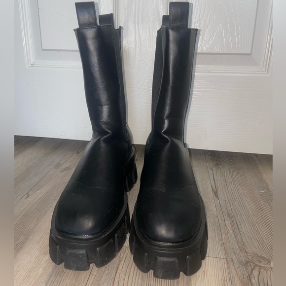 PrettyLittleThing | Shoes | Prettylittlething Black Combat Boots | Poshmark